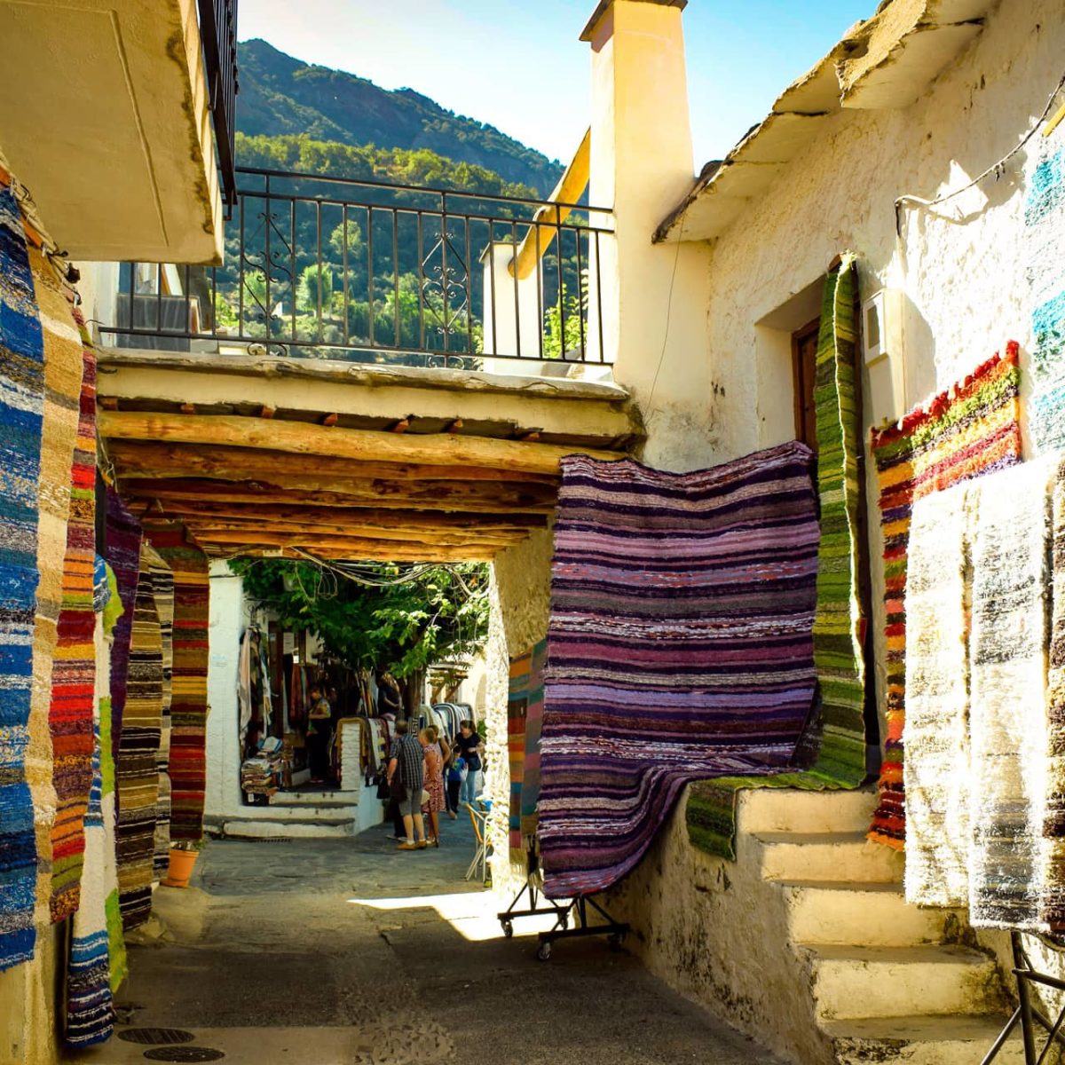 Ruta por los pintorescos pueblos de las Alpujarras de Granada